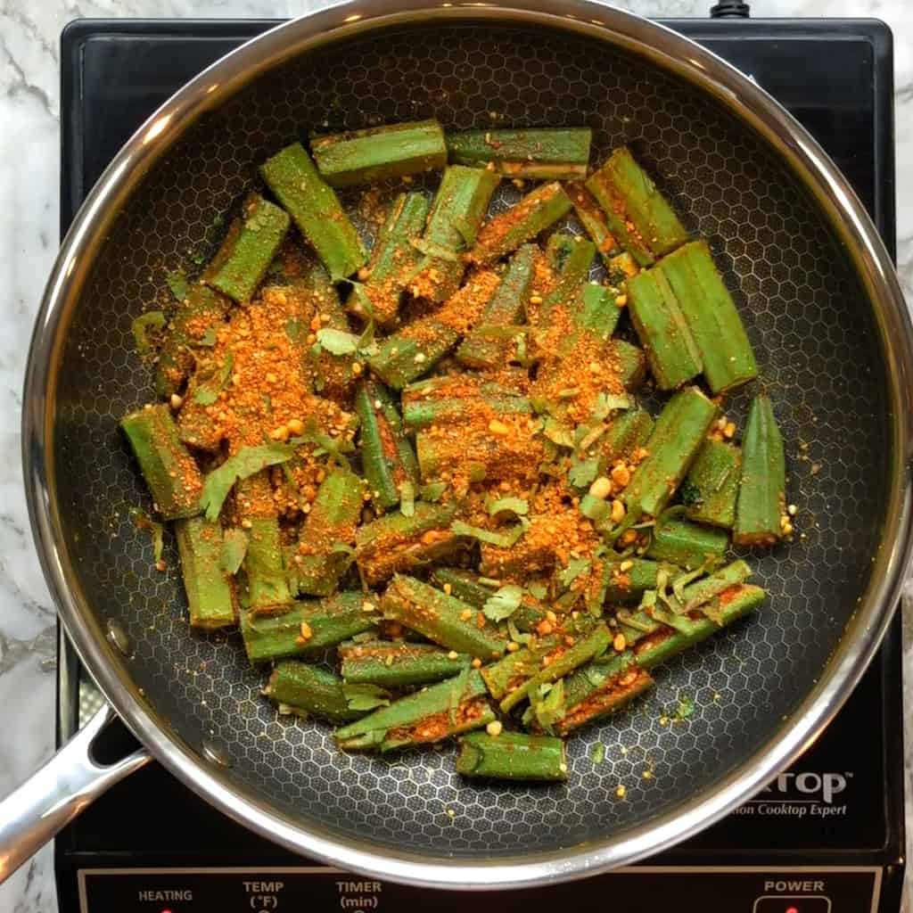 Bharwa Bhindi | Indian Spiced Stuffed Okra - Ministry of Curry