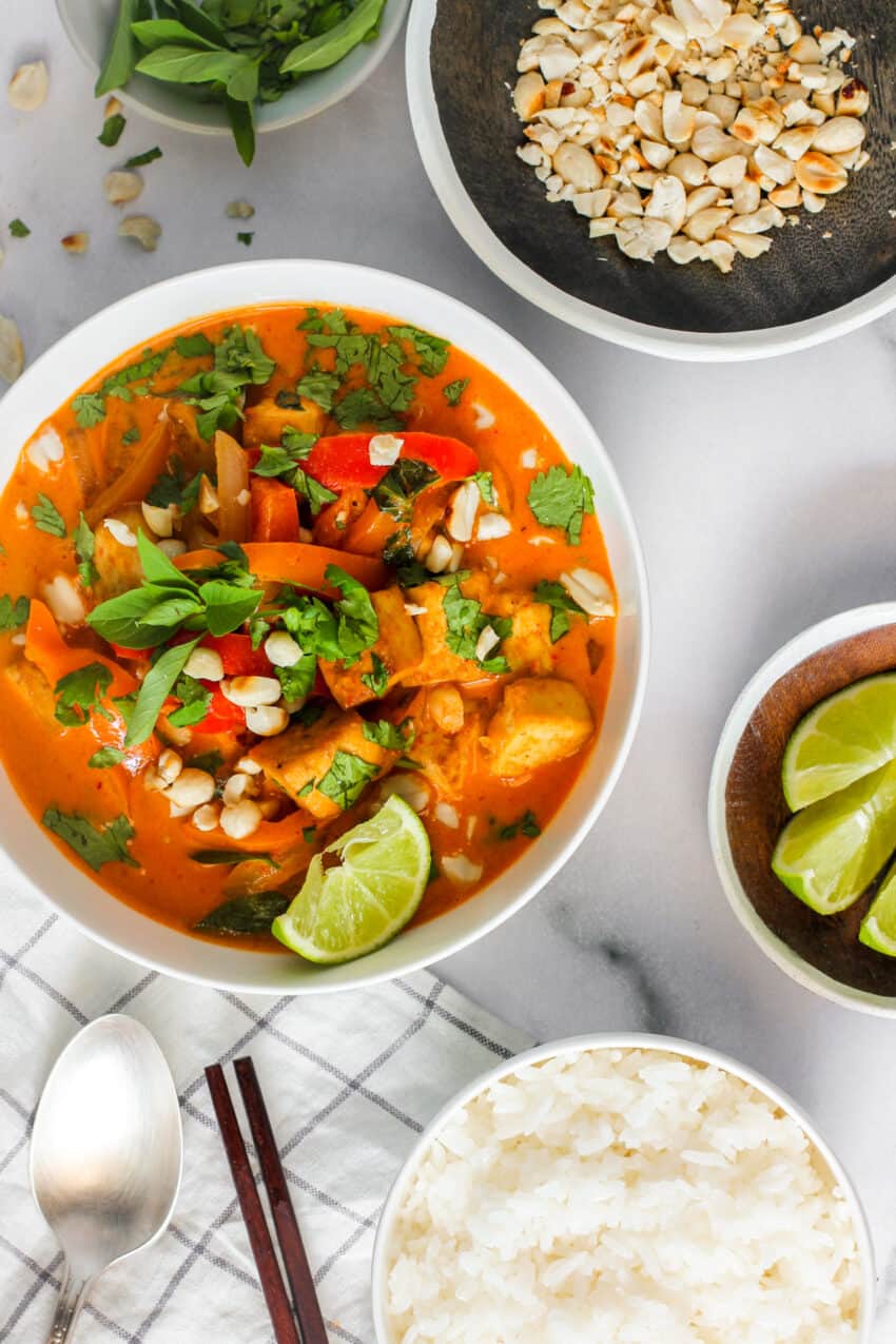 The BEST Thai Chicken Massaman Curry - Ministry of Curry