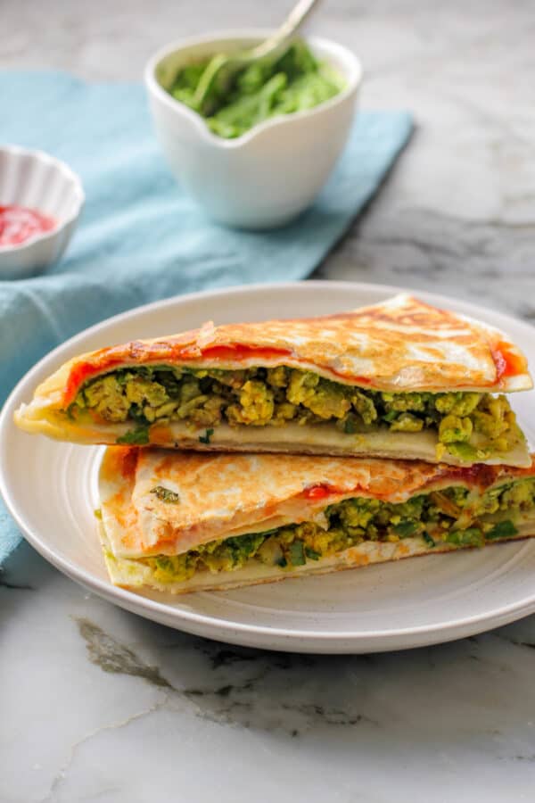 EASY Egg Bhurji Recipe - Ministry of Curry