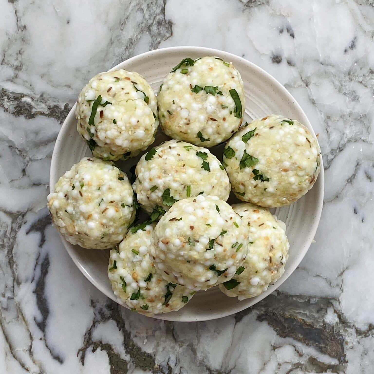 Sabudana Thalipeeth (Crispy, Flavorful, Perfect for Fasting Days ...