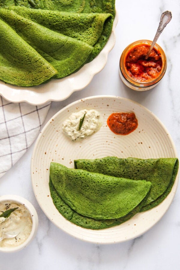 Spinach Chilla with Oats and Masoor Dal - Ministry of Curry